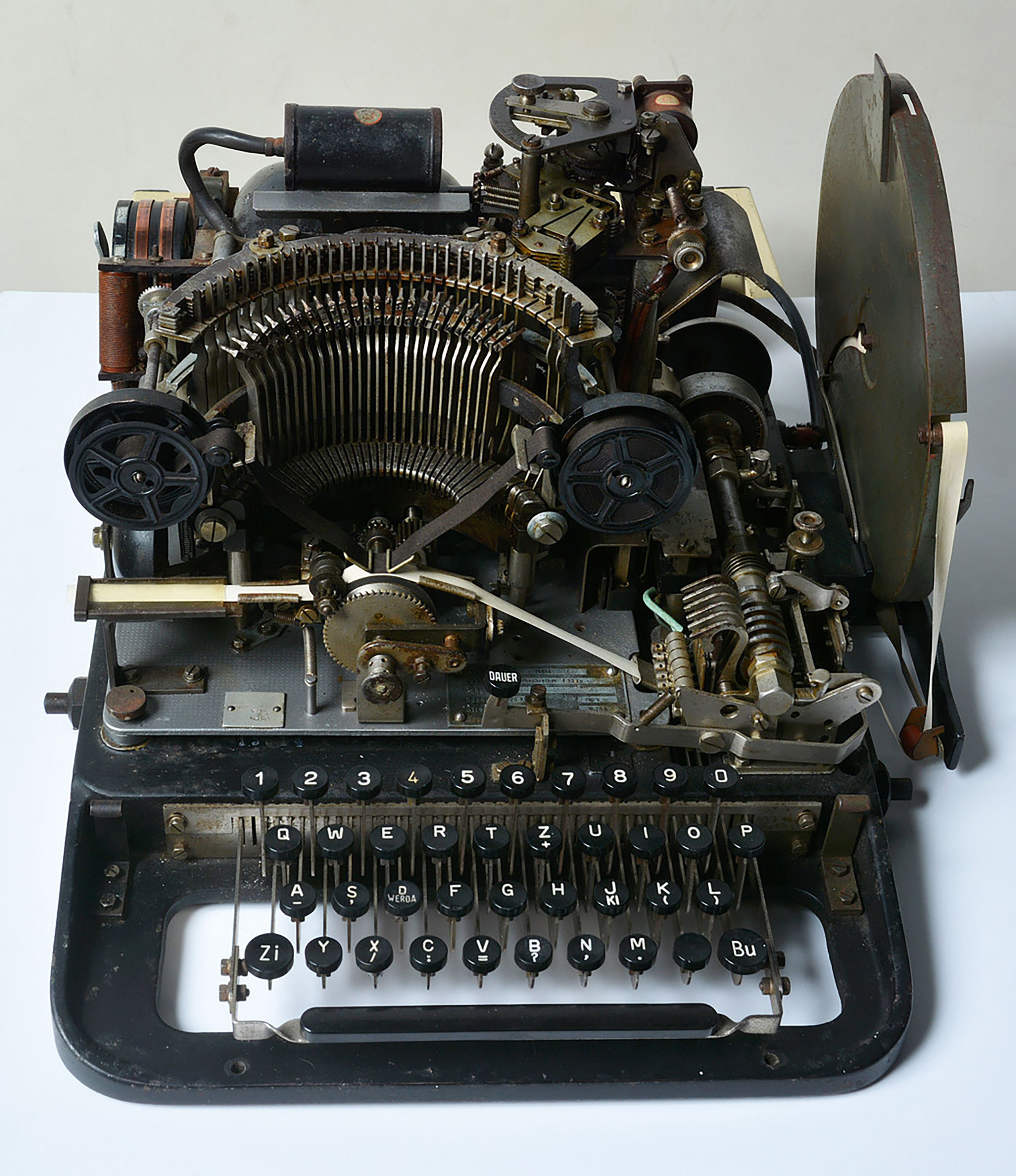 German Wwii Lorenz Coding Machine Found In English Garden Shed Sold On